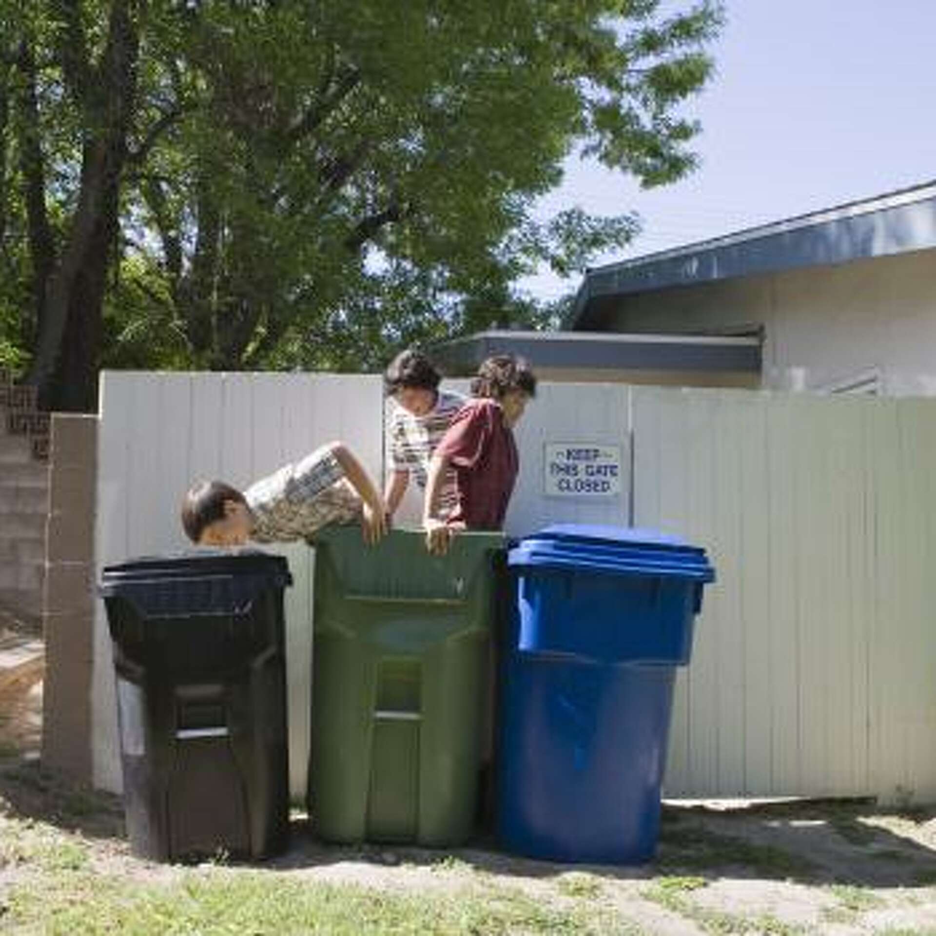 How Does Littering Affect the Environment?