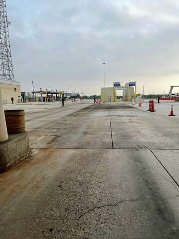 Laredo Sector USBP checkpoint on I-35 reopens after oil spill issue