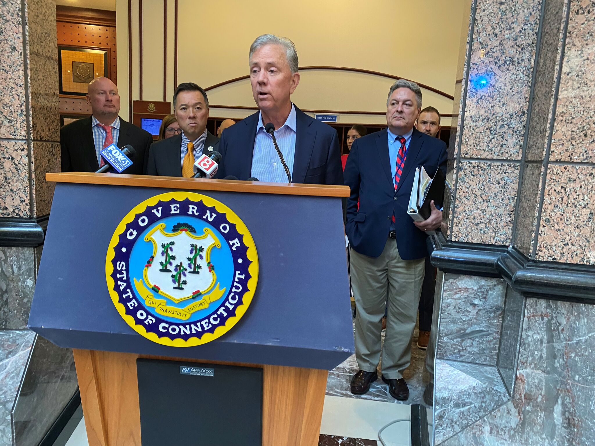 CT special legislative session agenda to focus on vehicle tax, banking