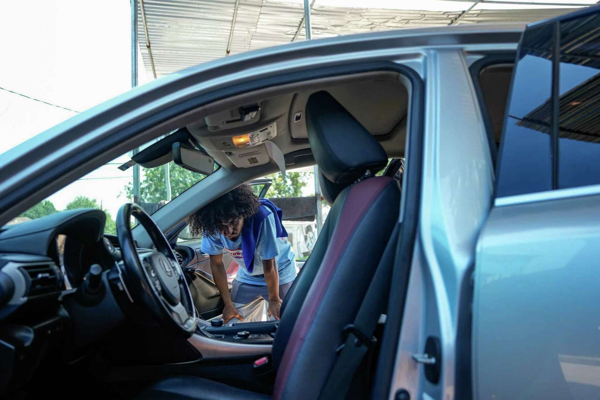 Texas to end requirement for vehicle safety inspections in six months