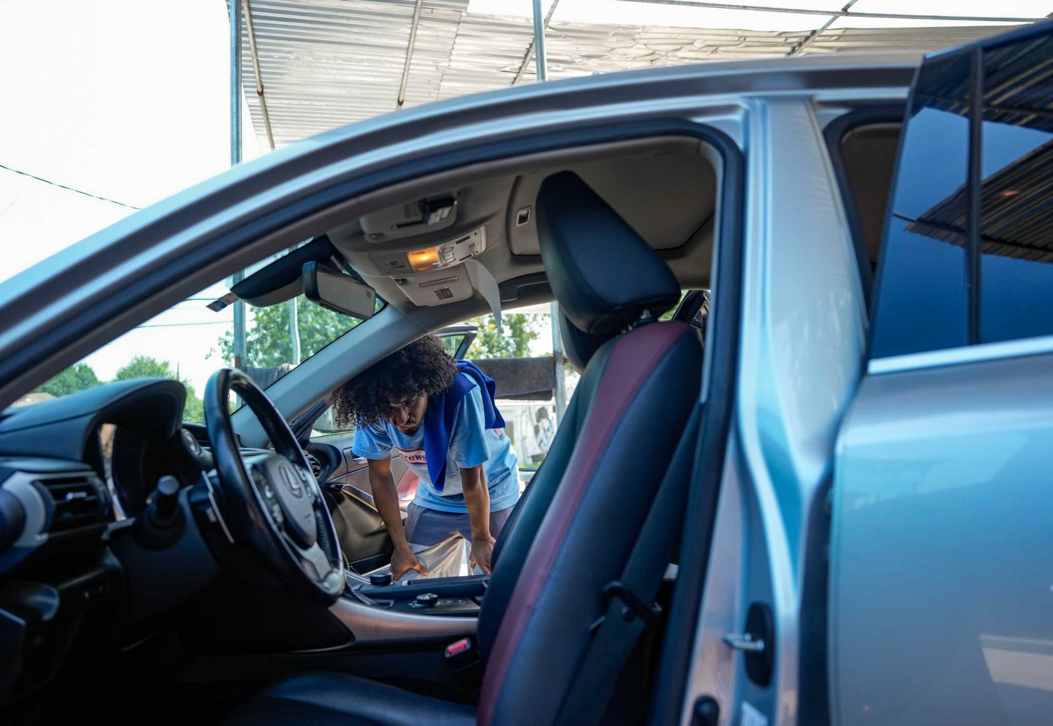 Texas to end requirement for vehicle safety inspections in six months