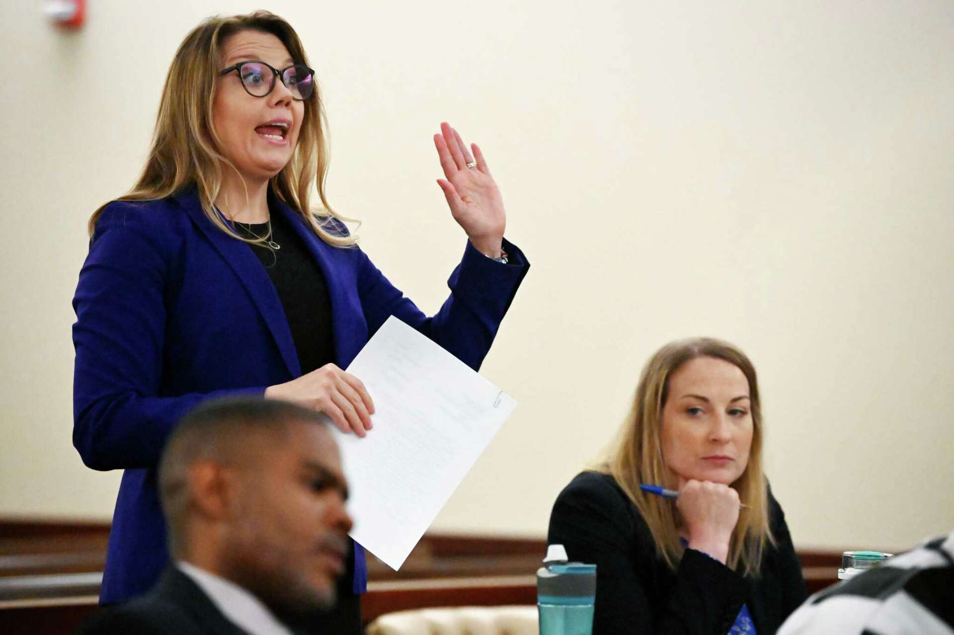 Attorney scrutinized after murder witness receives death threat