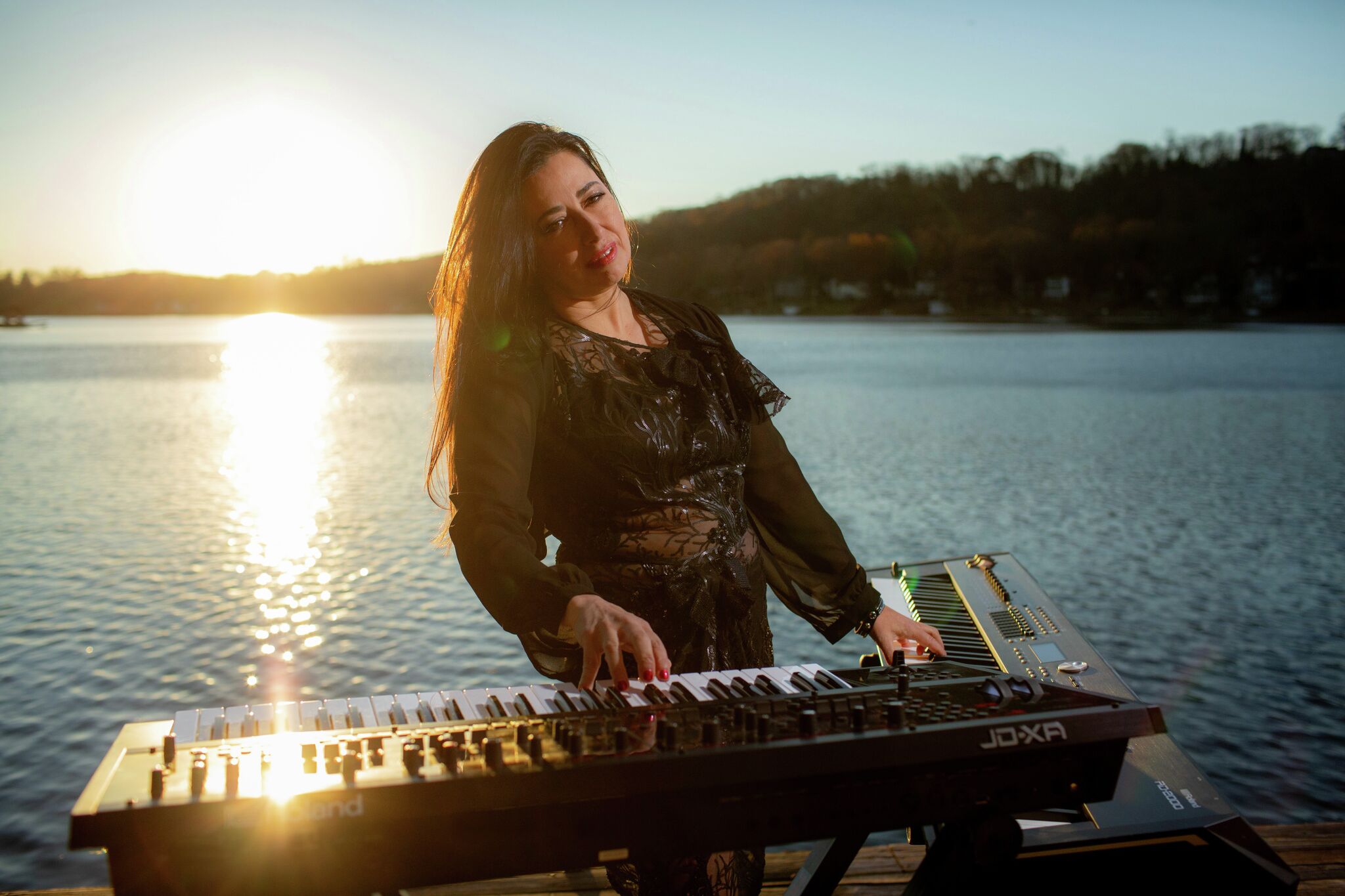 Post-stage fright, keyboardist Rachel Z heads to Caffe Lena