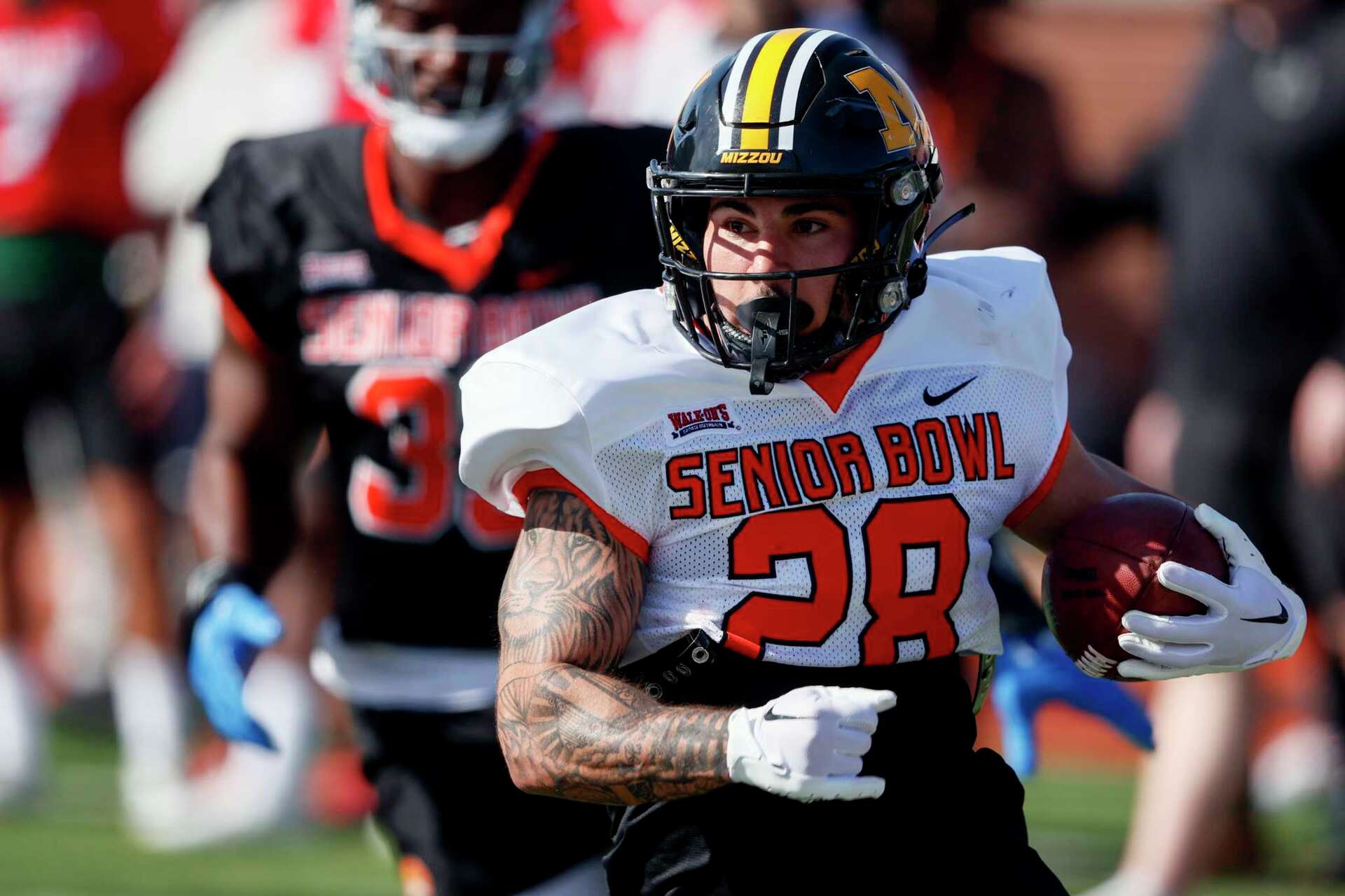 49ers’ Cody Schrader back at bottom of a depth chart but ready to rise