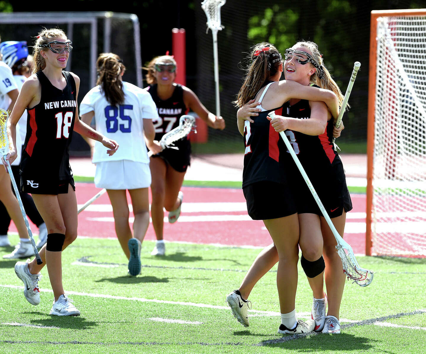 New Canaan girls lacrosse beats Darien to win CIAC Class LL final
