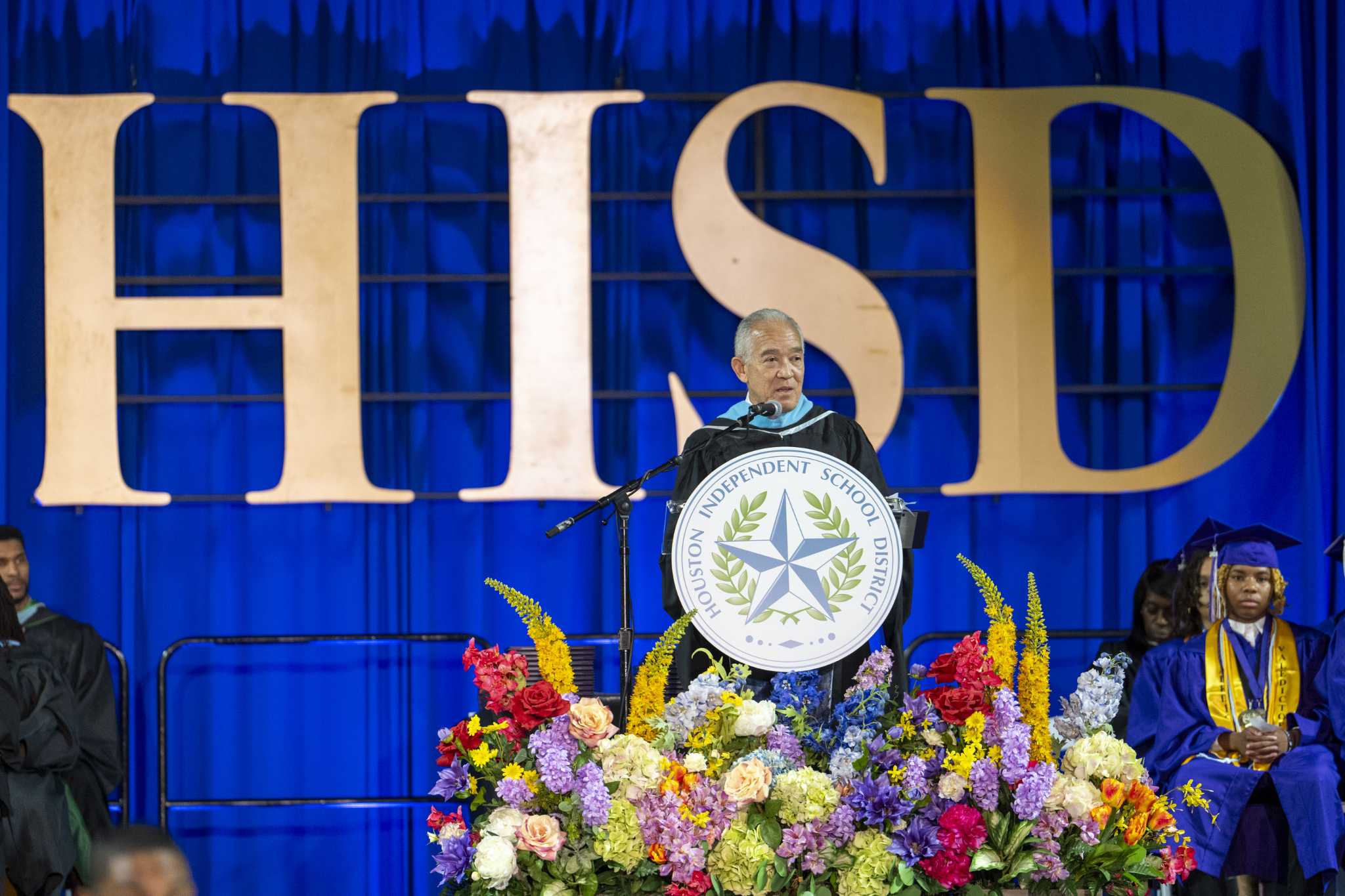 HISD graduation: When, where will district hold 2025 ceremonies?