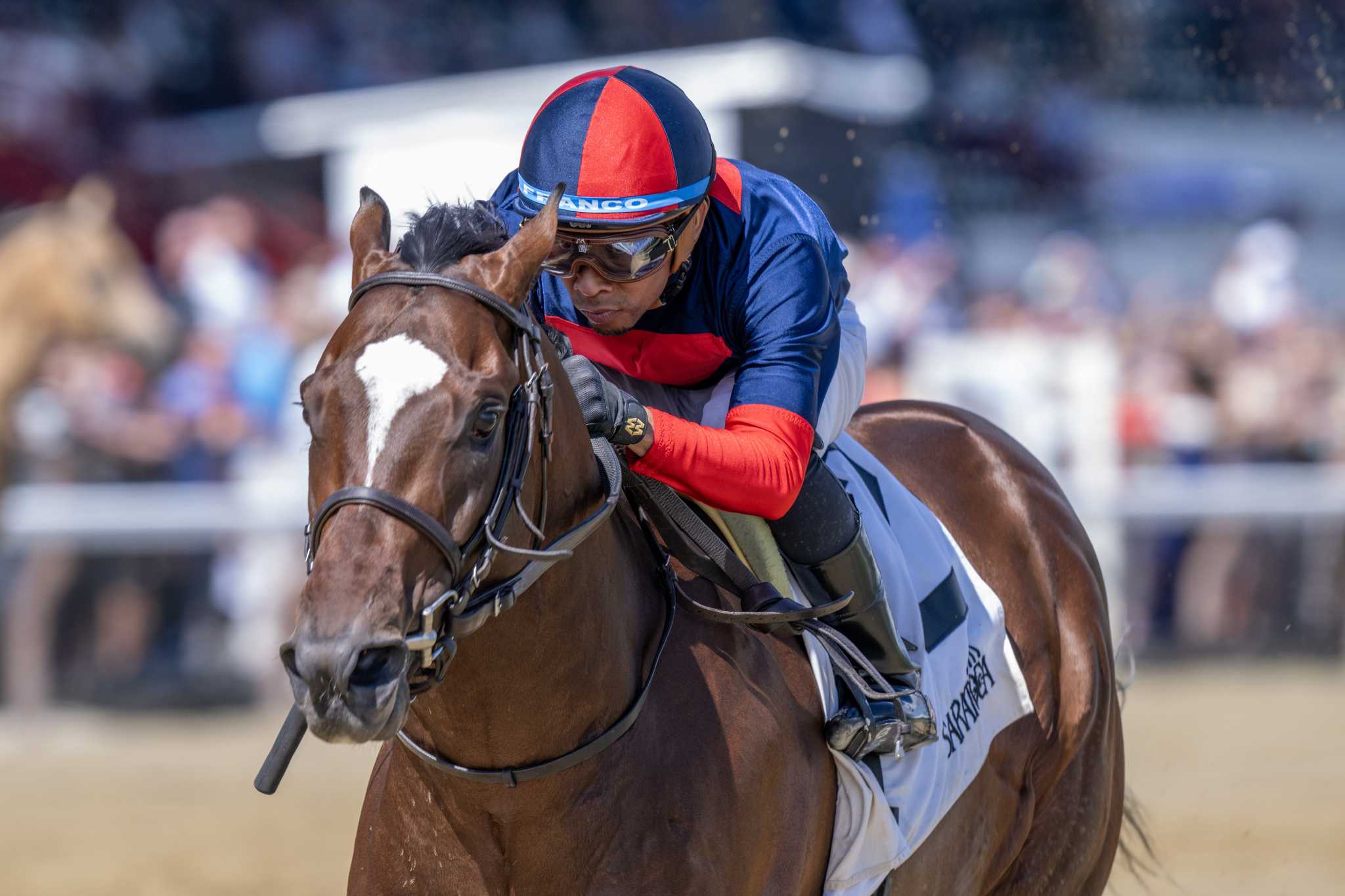 Drake’s Passage takes Commentator Stakes