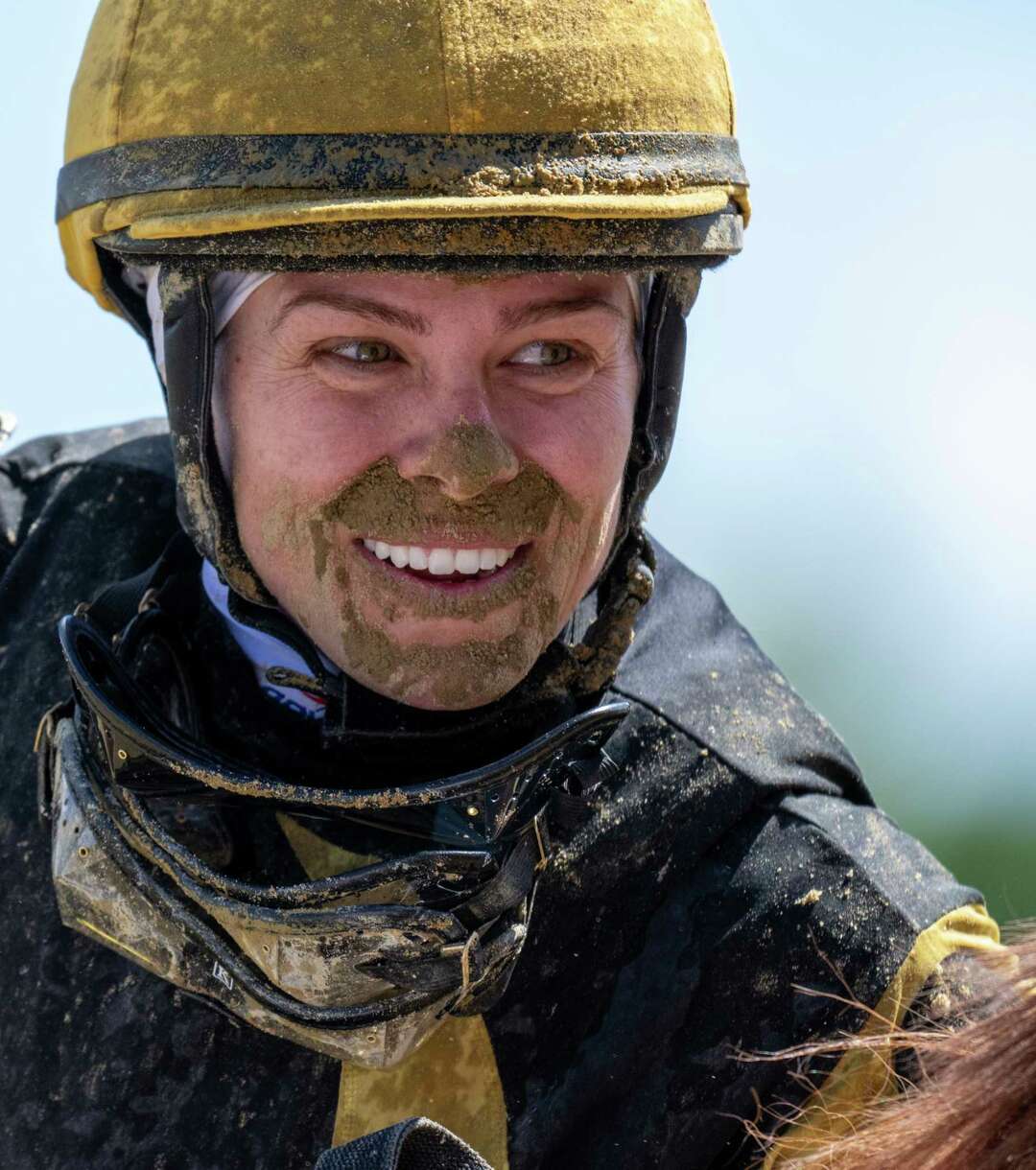 Brown, Velazquez grab wins on Belmont meet closing day at Saratoga