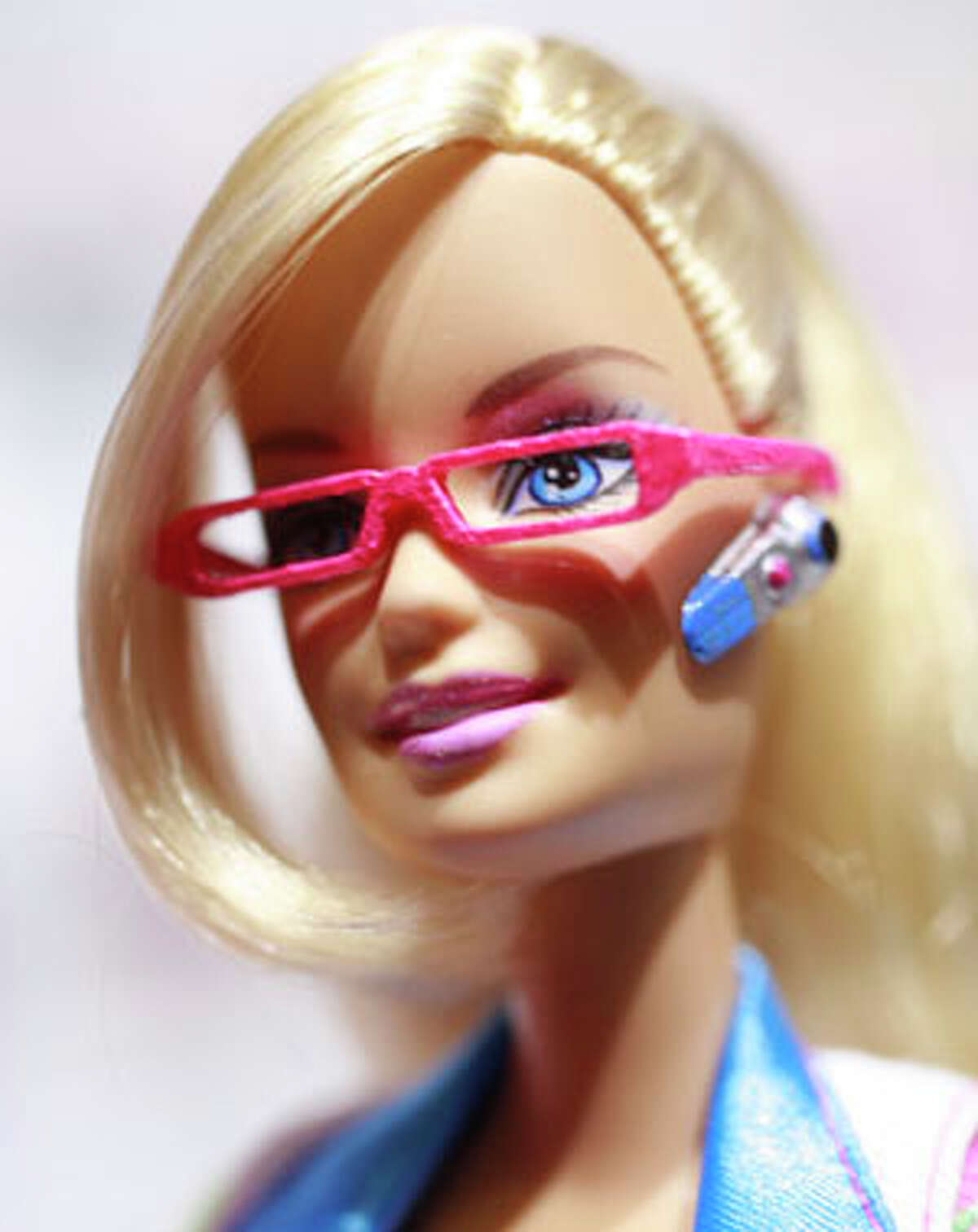Barbie I Can Be Computer Engineer