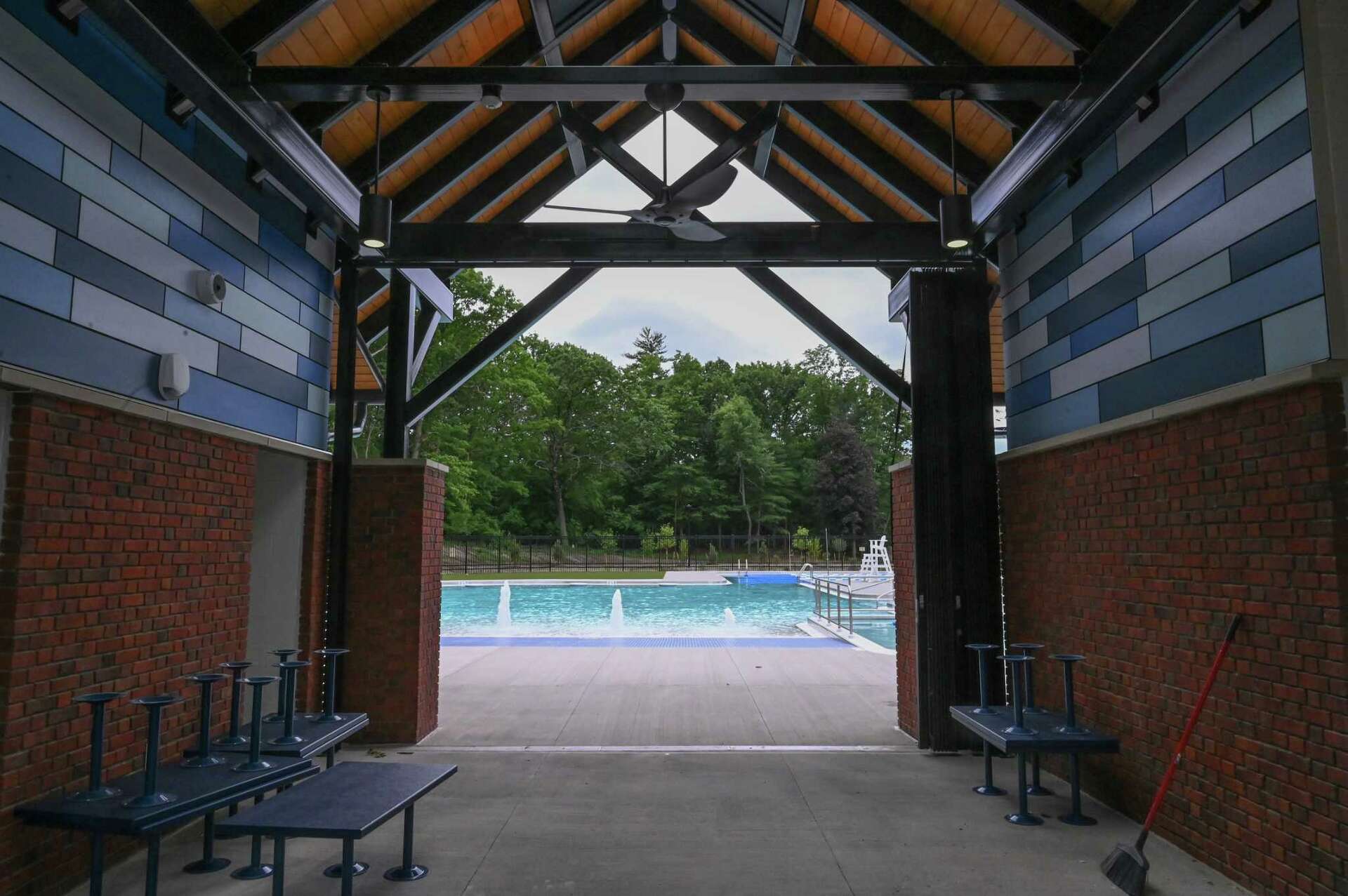 First look: Schenectady's new Central Park pool
