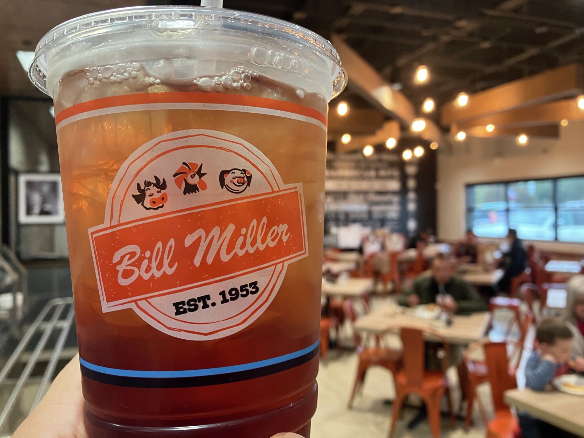 Bill Miller Bar-B-Q pouring up free refills of 32-oz iced tea