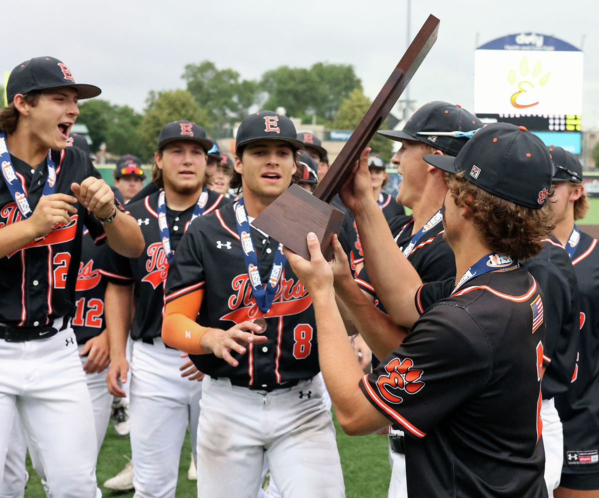 Edwardsville Tigers learned it's hard to win 3 straight state titles