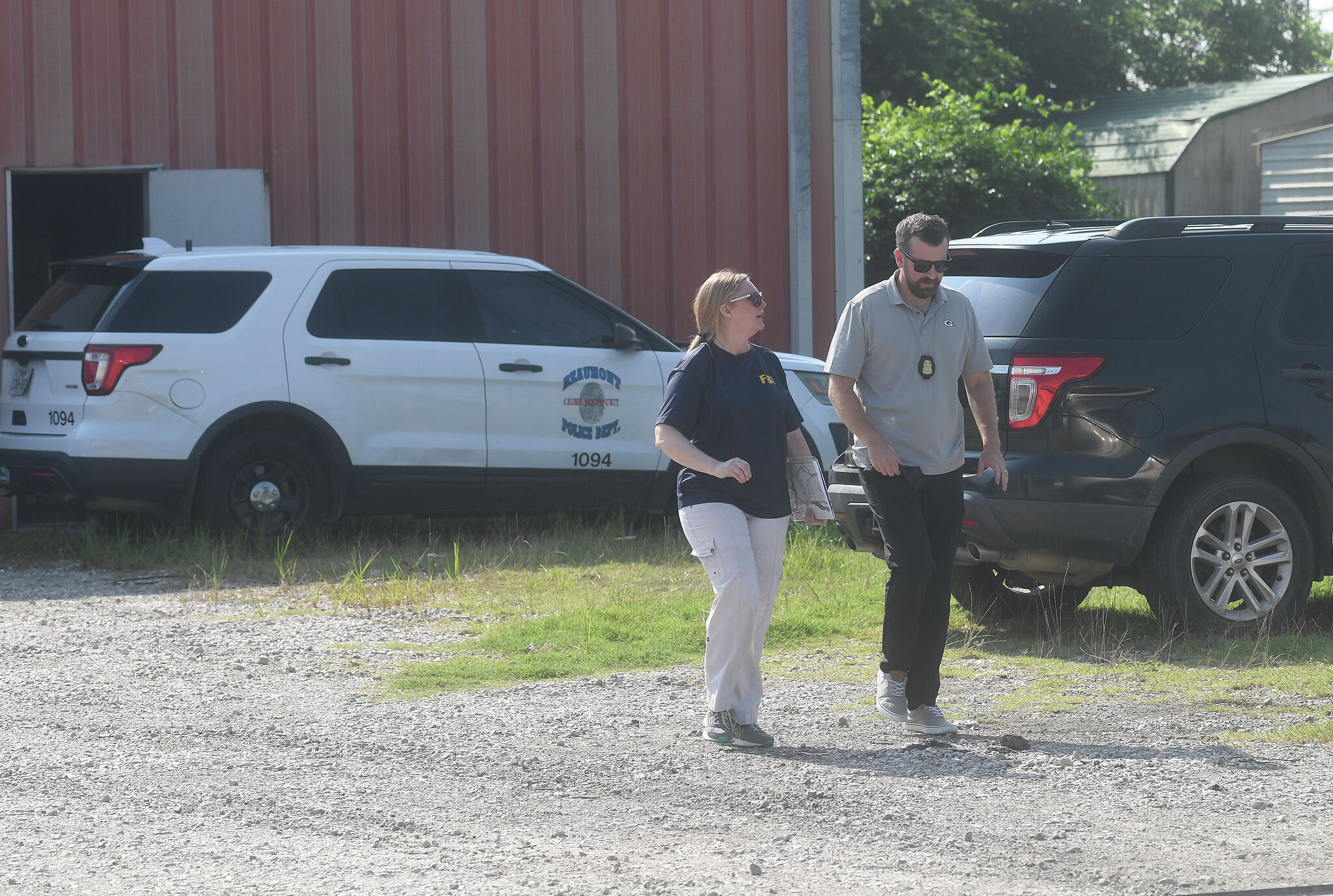 Daughter files wrongful death suit after mom's 1999 murder