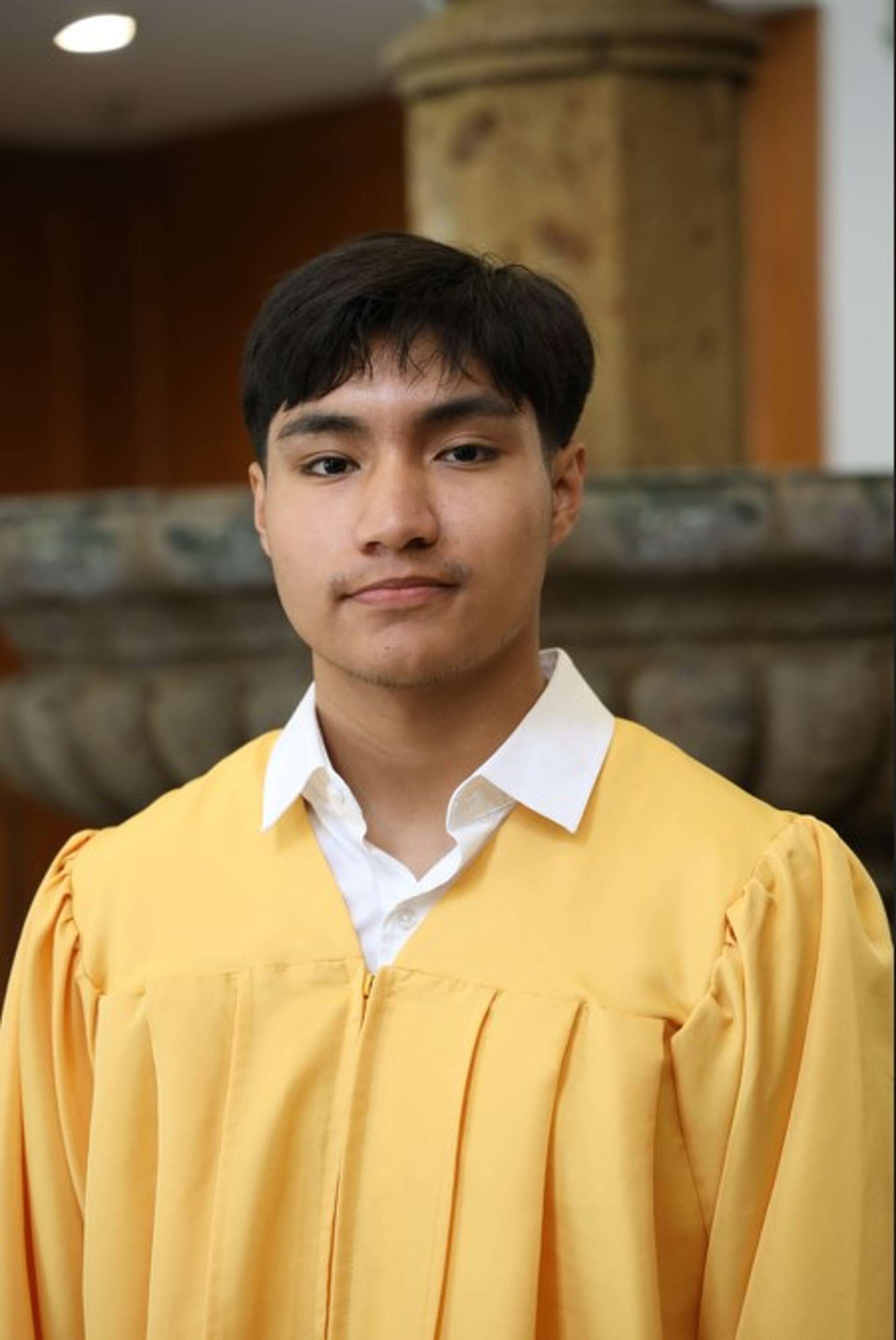 Photos of valedictorians and salutatorians from Southeast Texas school