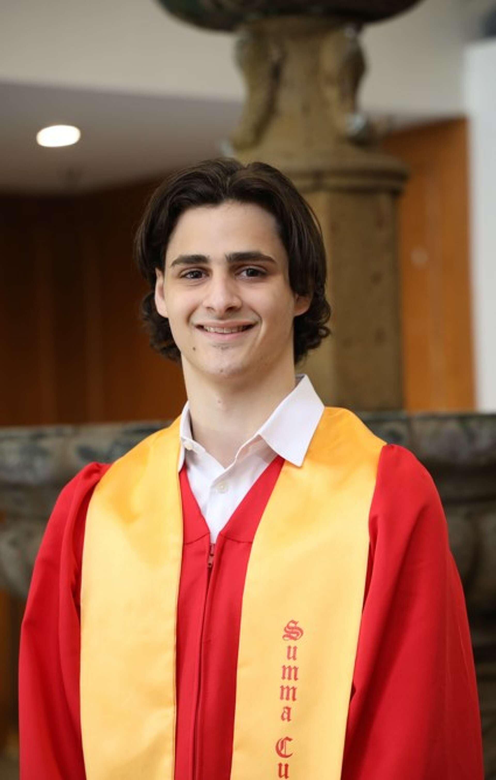 Photos of valedictorians and salutatorians from Southeast Texas school