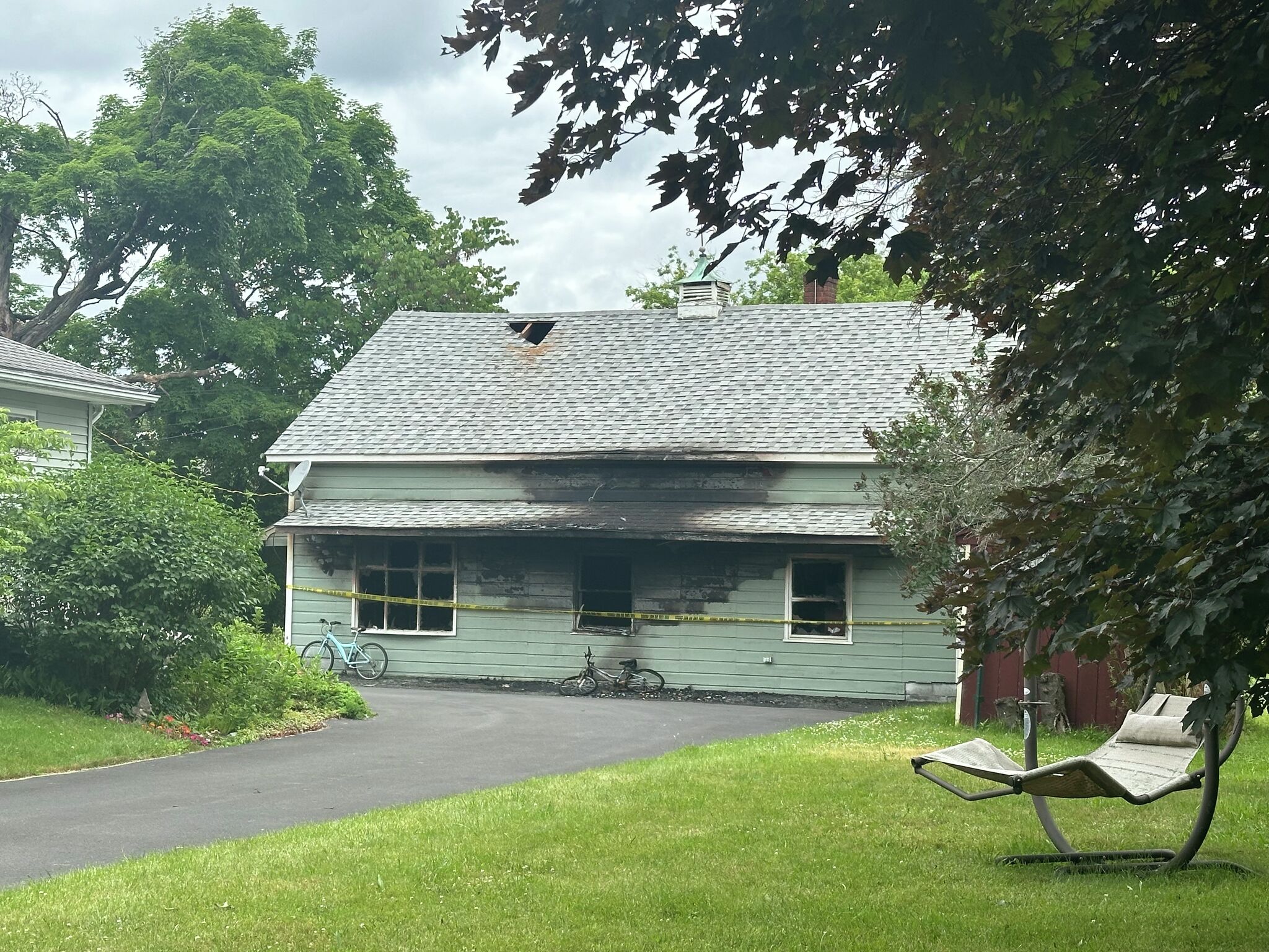 Teen accused of killing father in Livingston fire