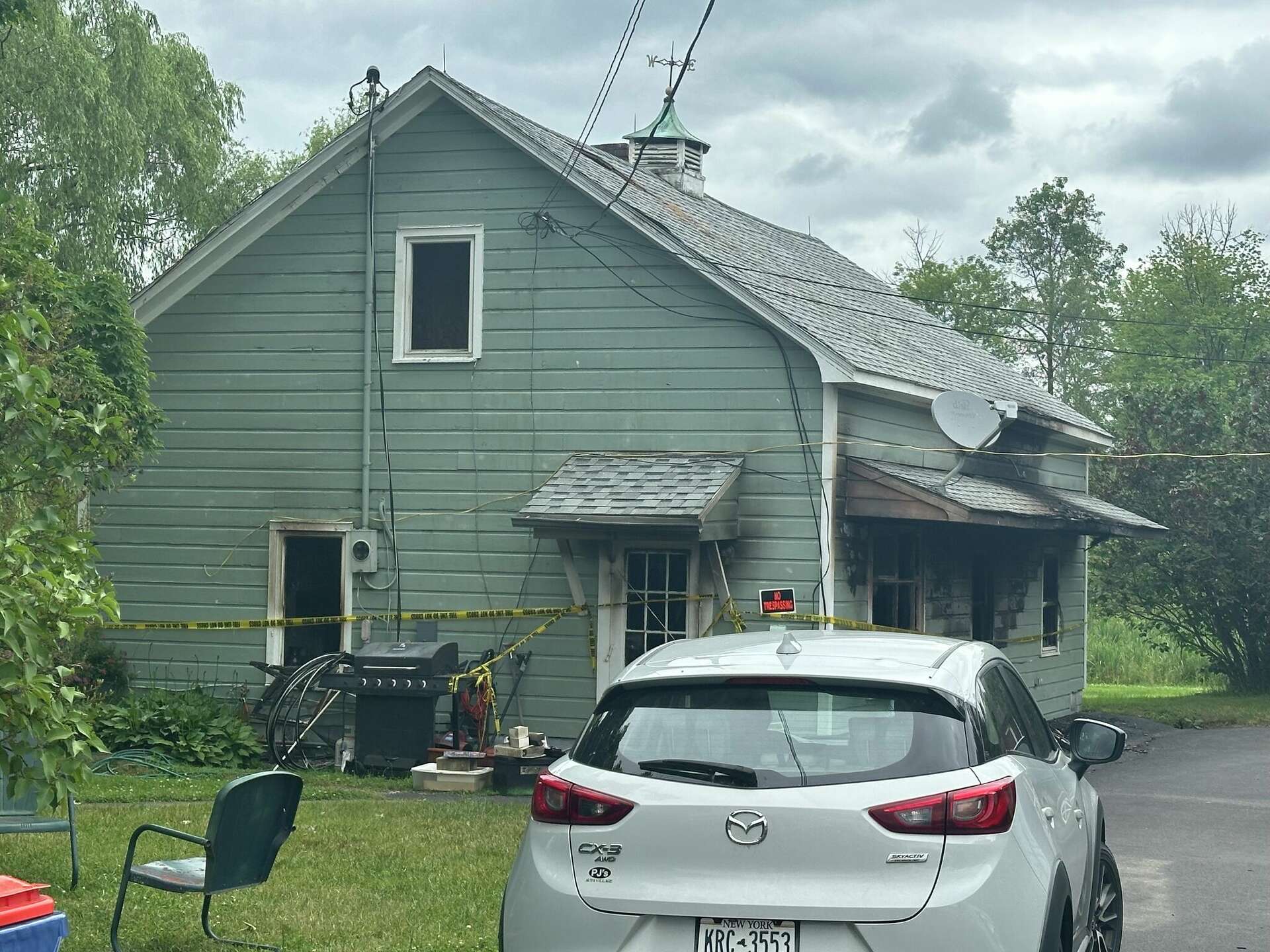 Teen accused of killing father in Livingston fire