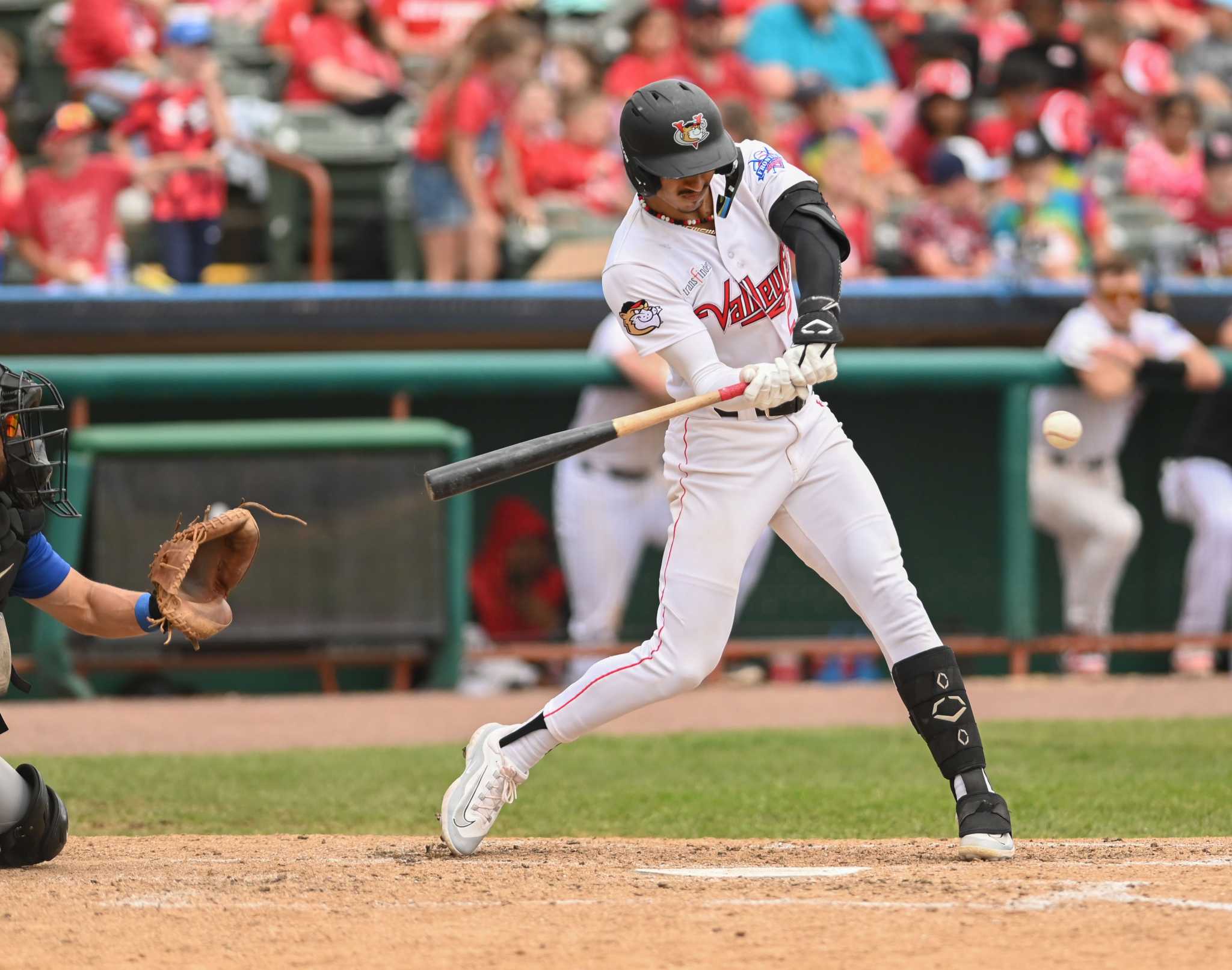 ValleyCats' Robbie Merced gets advice from big league father