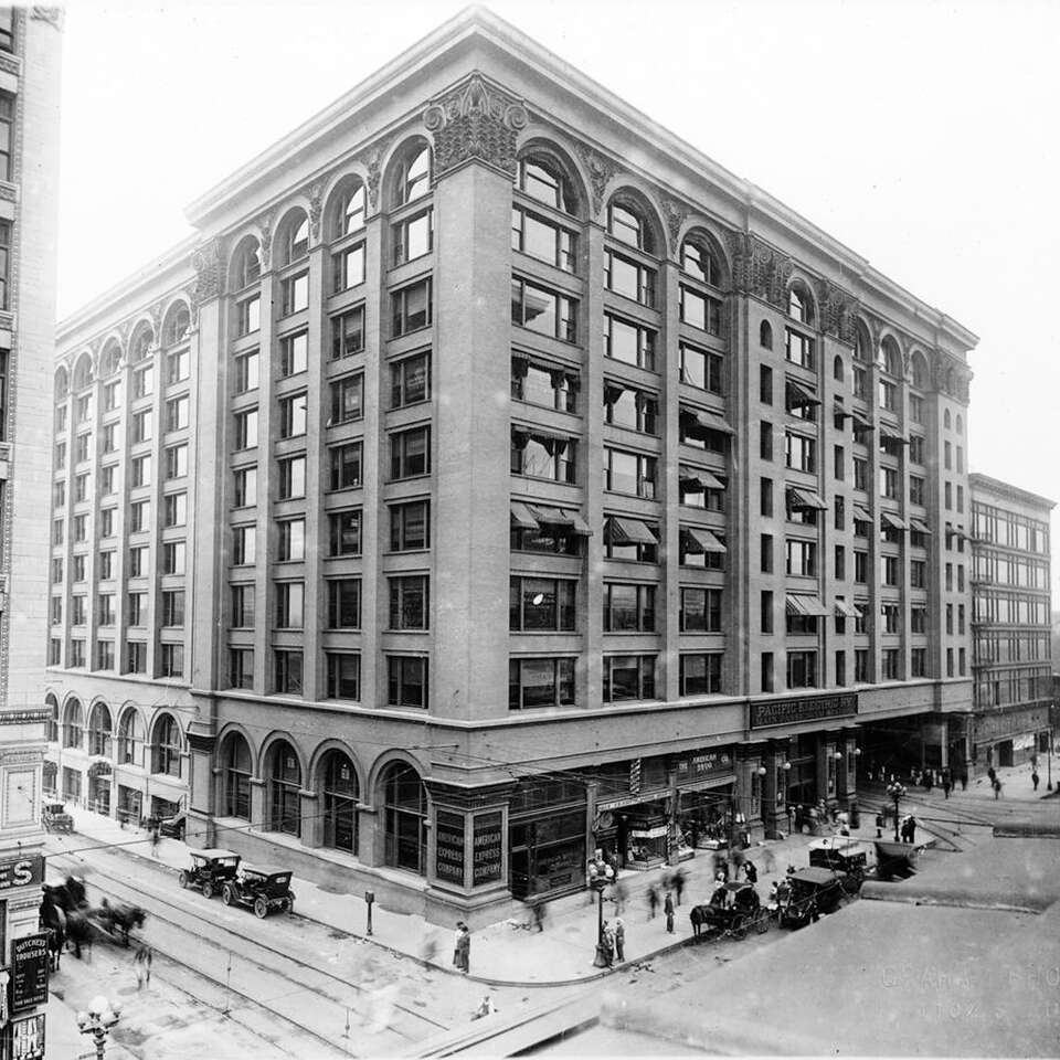 Inside the quiet, private LA club where power brokers build empires