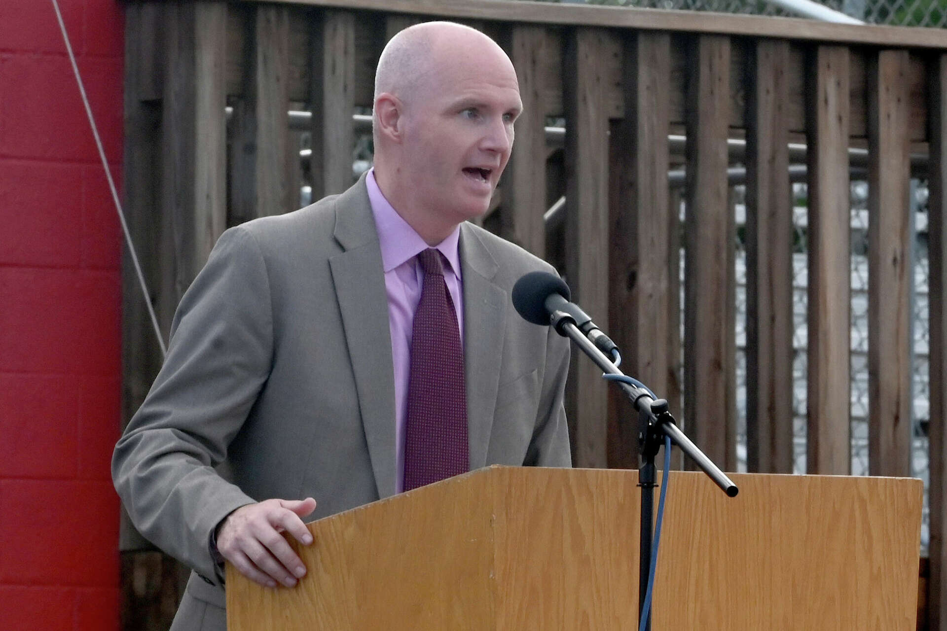 Manchester superintendent's contract renewed without a raise