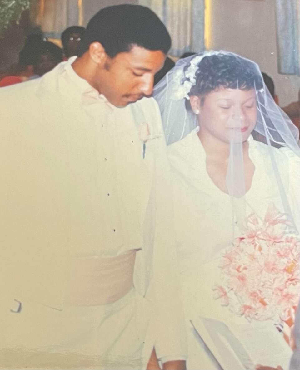 David and Sheila Goins mark their 40th wedding anniversary