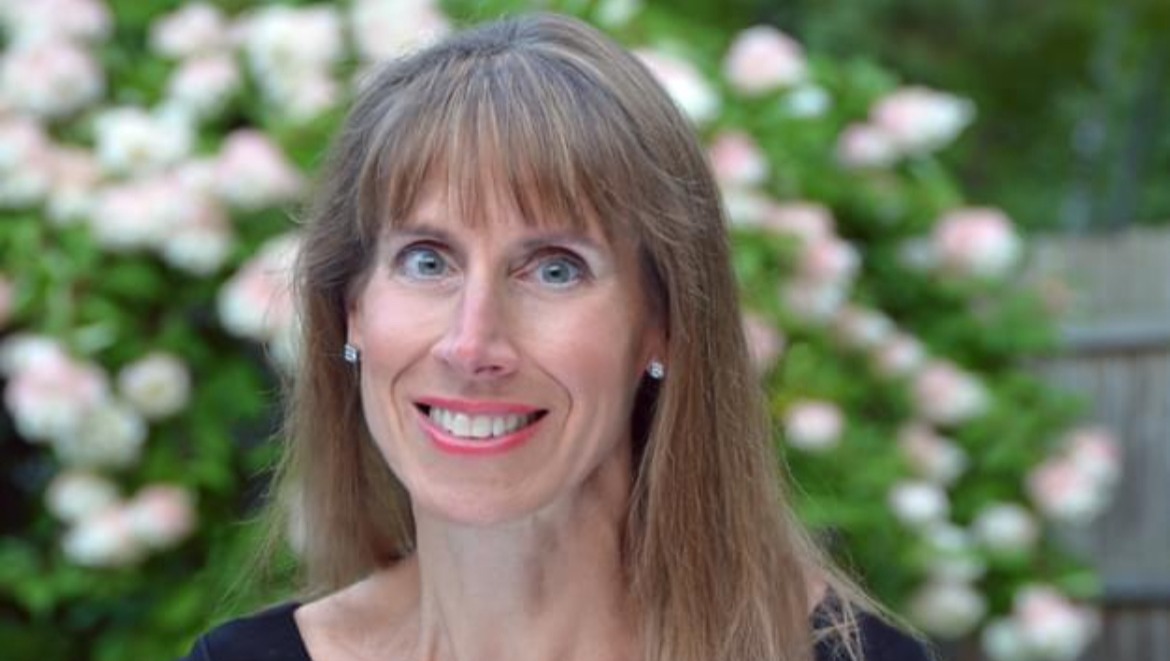 Ridgefield community mourns the death of single mother from cancer