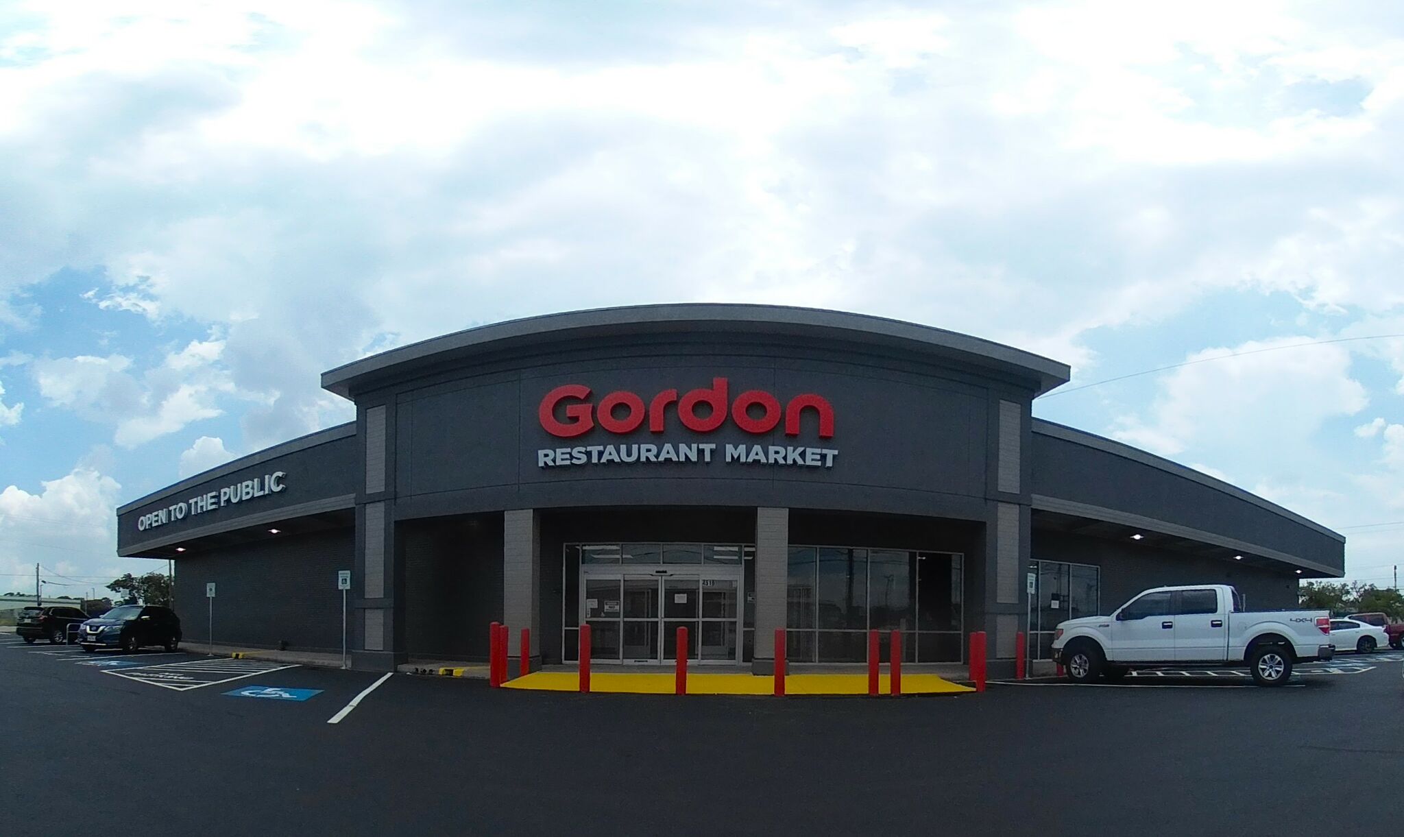 Gordon Food Service expands with new Houston grocery store