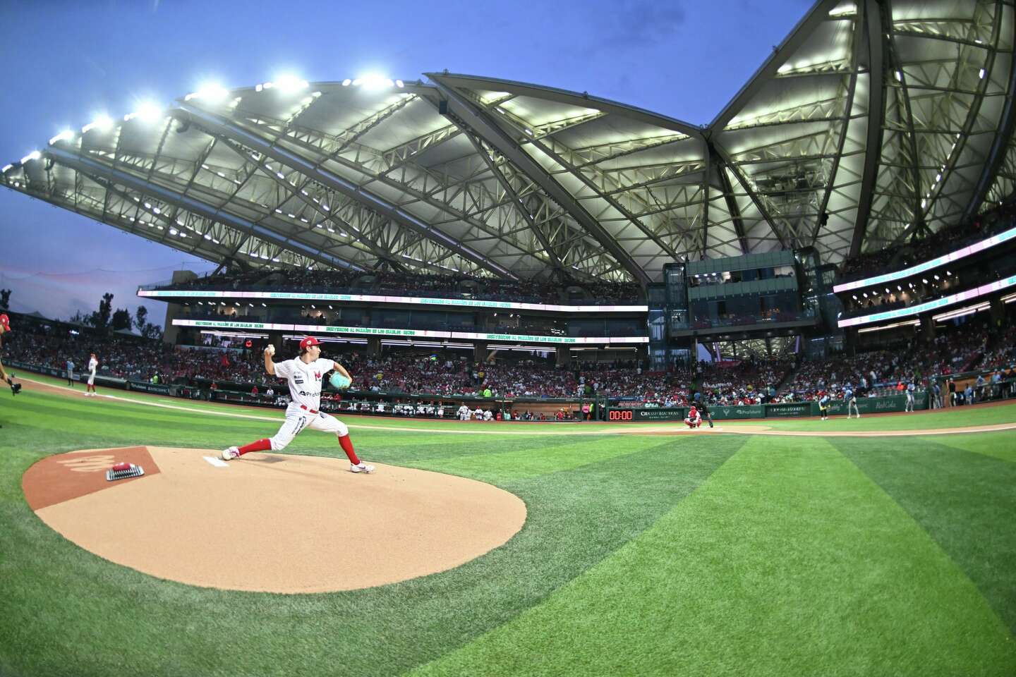 Diablos Rojos del México announce Trevor Bauer's next four starts