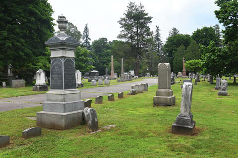 Westport's Willowbrook Cemetery 'desperately' needs more land