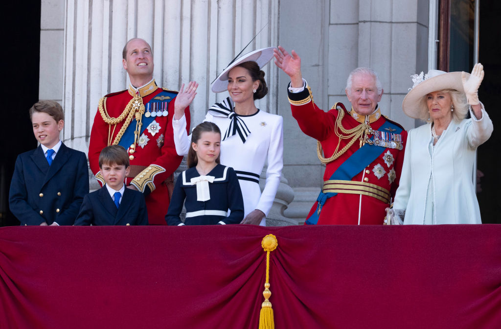 Kate Middleton seen at palace after false rumor of Houston treatment