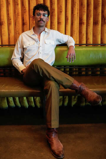 Houston's Micah Edwards may be next Leon Bridges, Charley Crockett