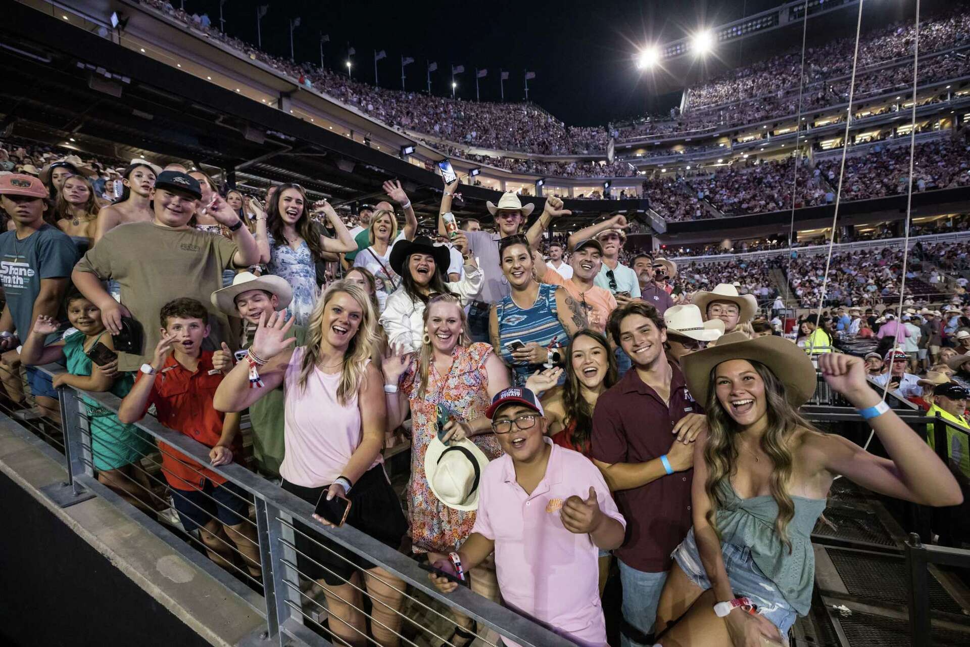 Inside George Strait's concert attendance record at Kyle Field