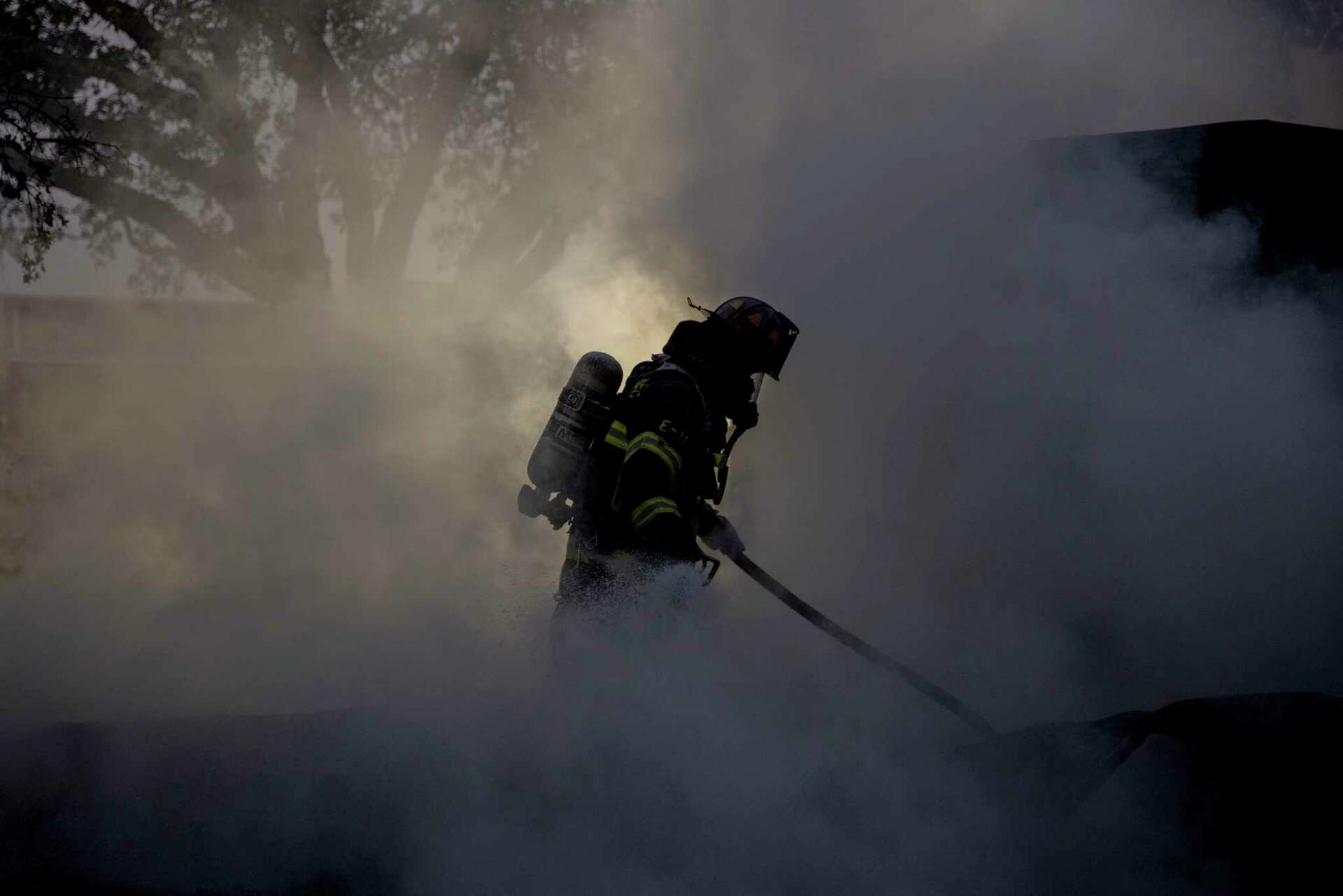 Sonoma's Point Fire prompts evacuations, blazes sweep north state