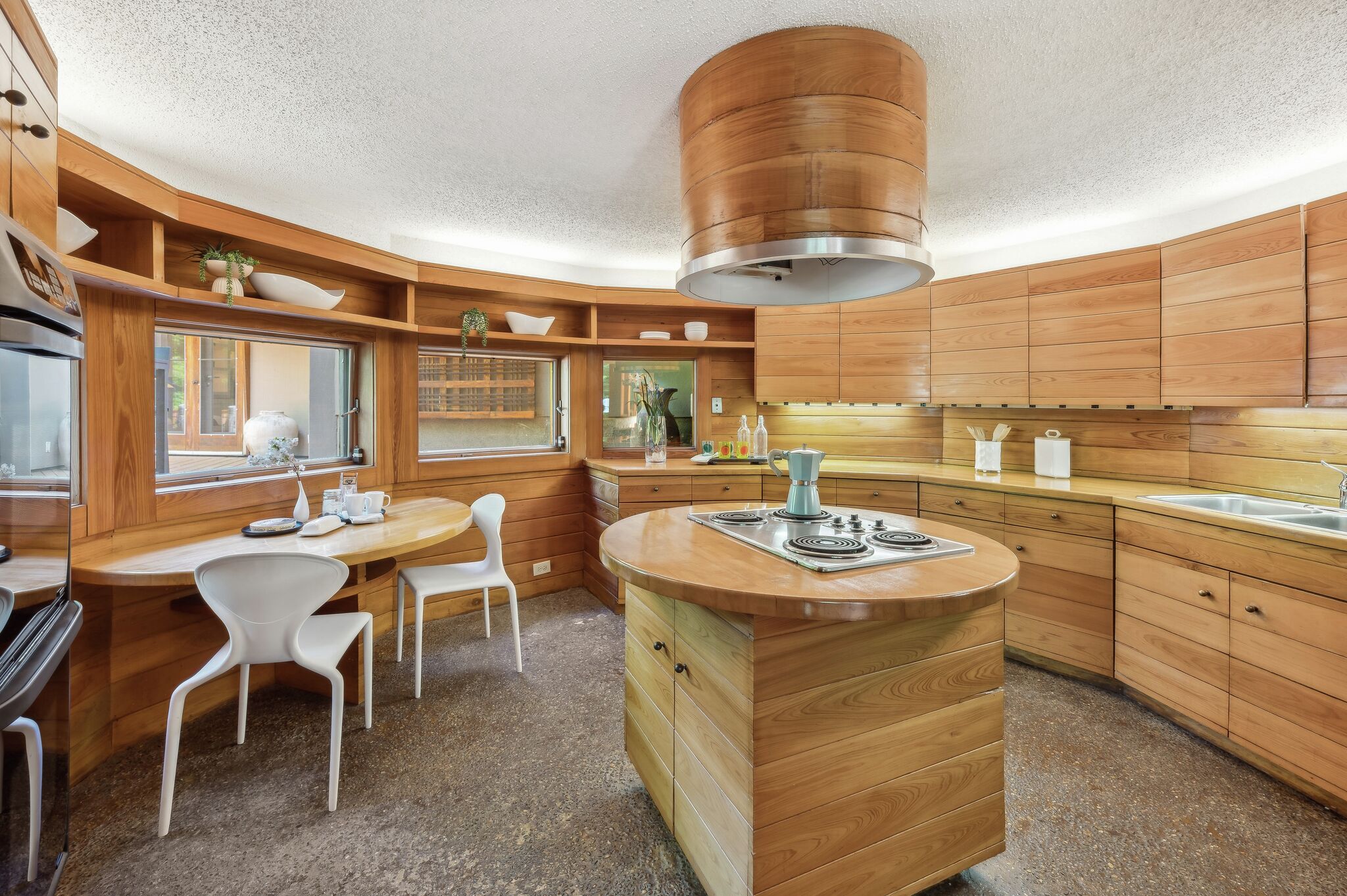 Zillow Gone Wild features CT house with ties to Frank Lloyd Wright
