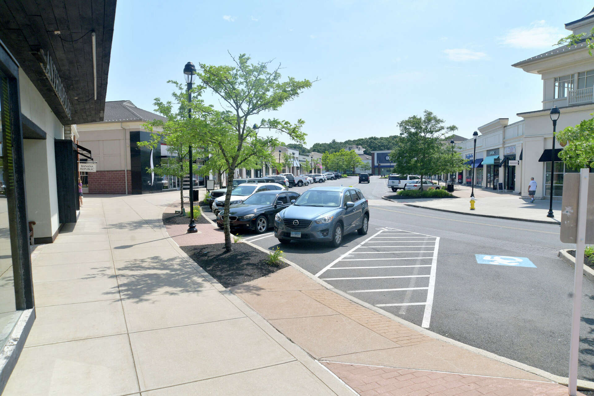 Shops at Evergreen Walk retail center sold for $98.3 million