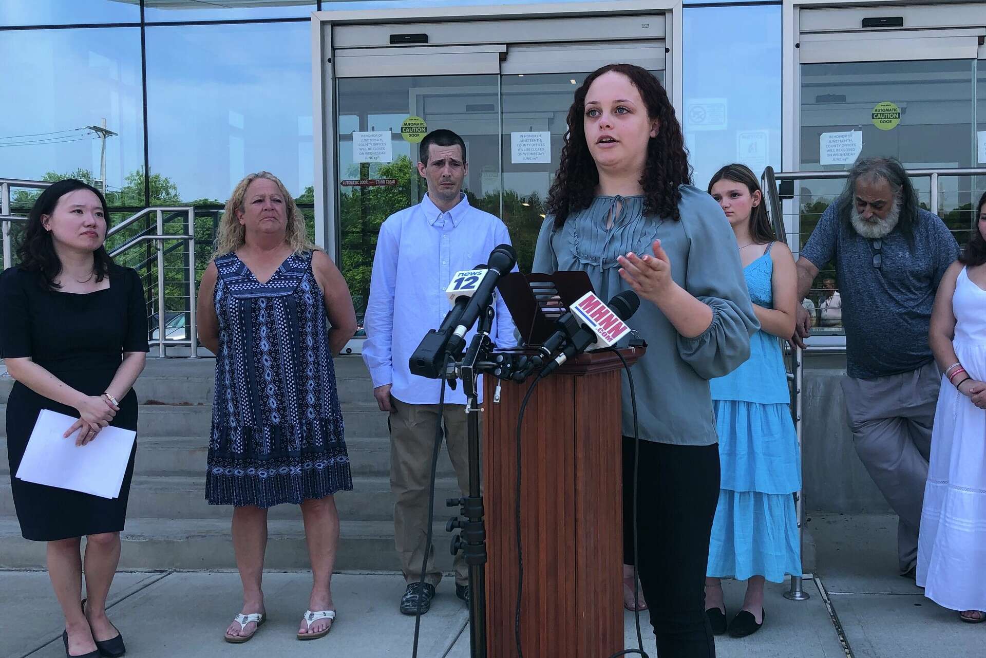 Jail victim Niki Capaci’s family sues Orange County, Wellpath