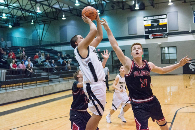 Mustangs trample Mules 67-22