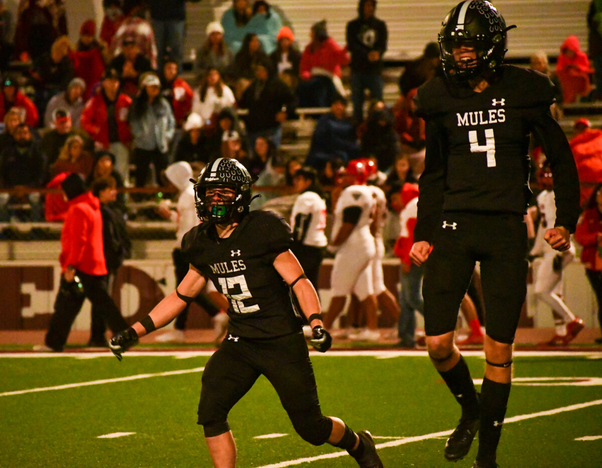 Defense leads Muleshoe to bi-district championship