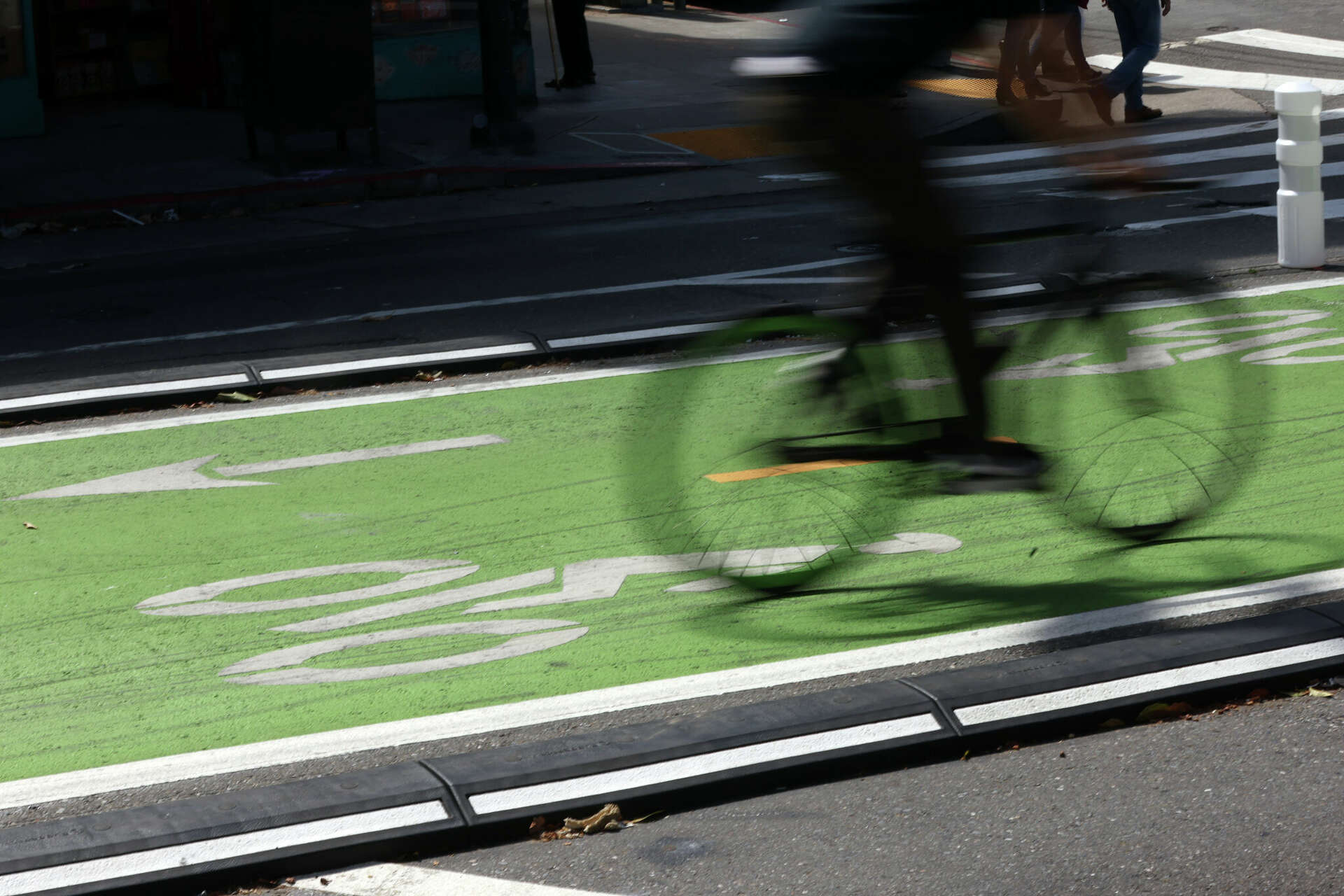 SF experimental bike lane on Valencia is hated, but it’s not a failure