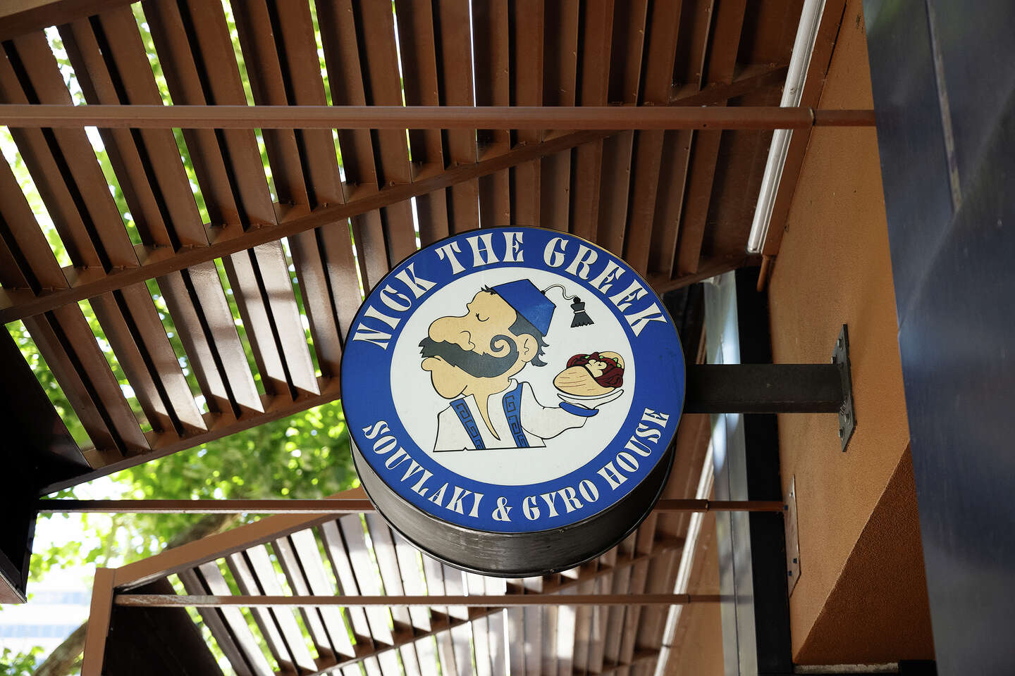 3 guys named Nick are behind one of Calif.'s fastest growing chains