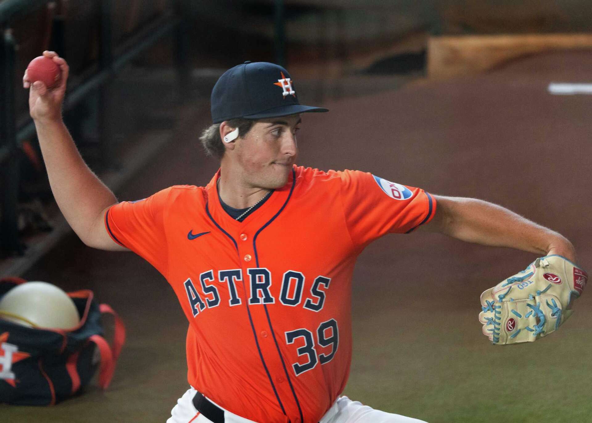 Astros' Jake Bloss: Background, scouting report on new pitcher