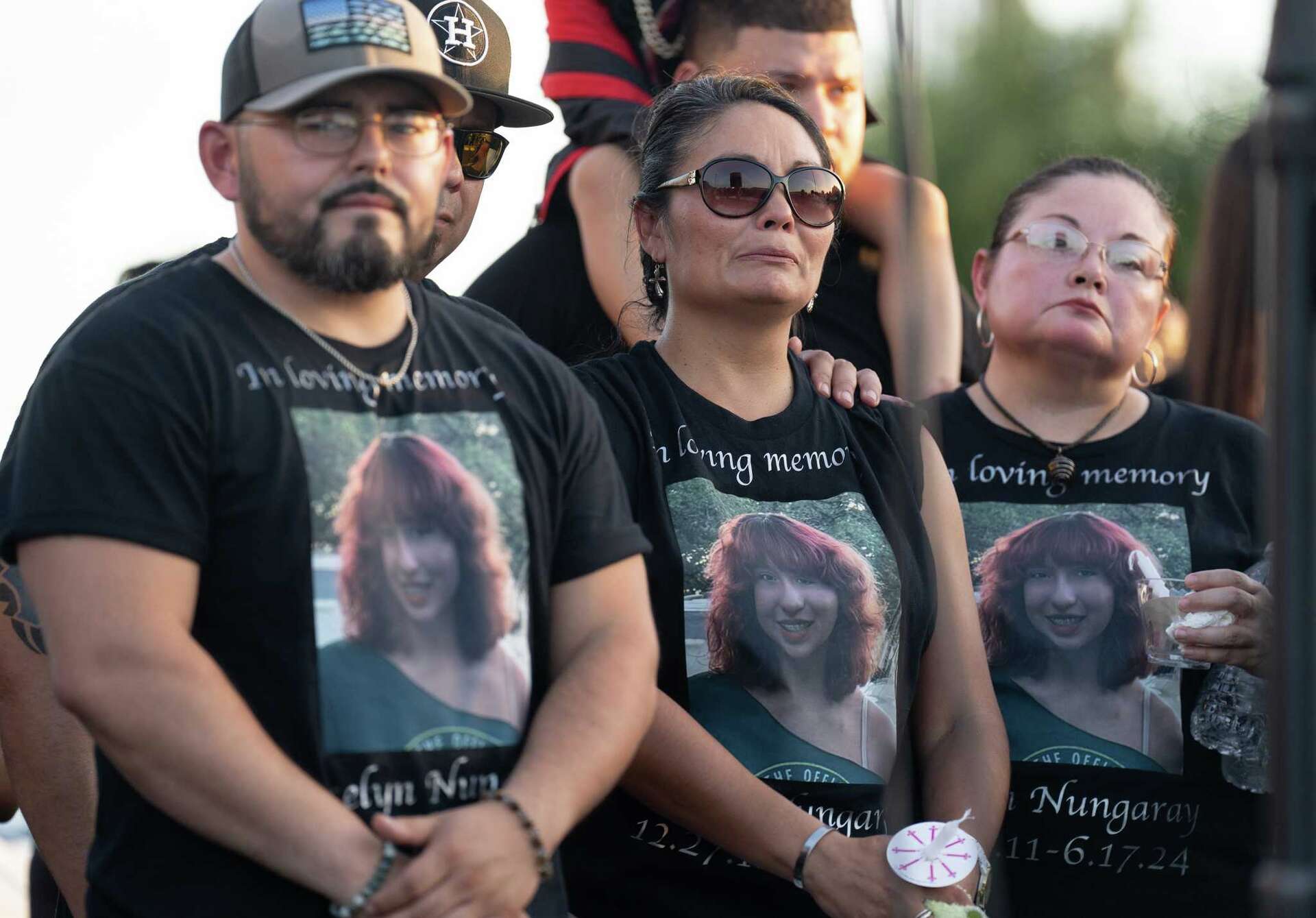 Jocelyn Nungaray: Vigil draws more than 100 for 12-year-old