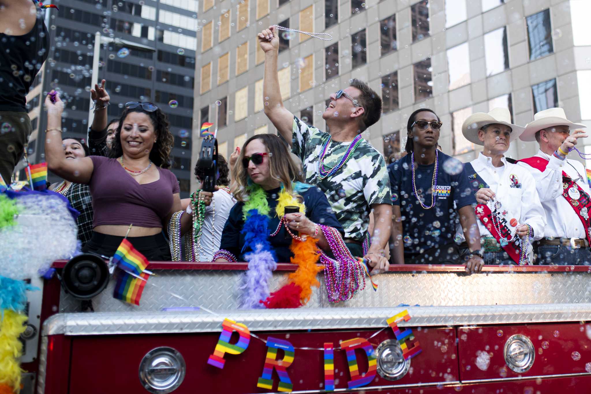 Houstonians turn out for New Faces of Pride Festival amid pride drama