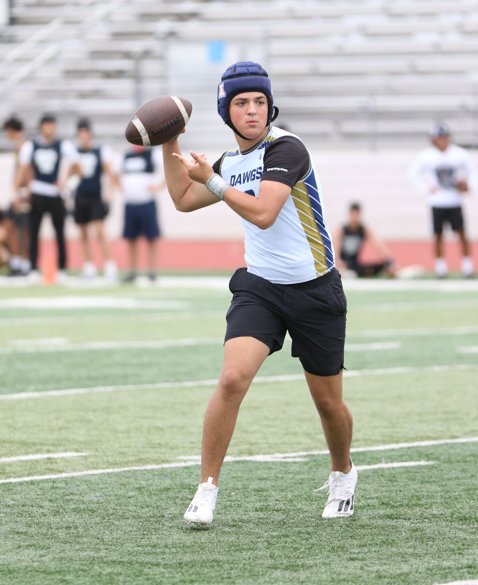 Alexander's Karlo Tenorio shows flashes for Bulldogs