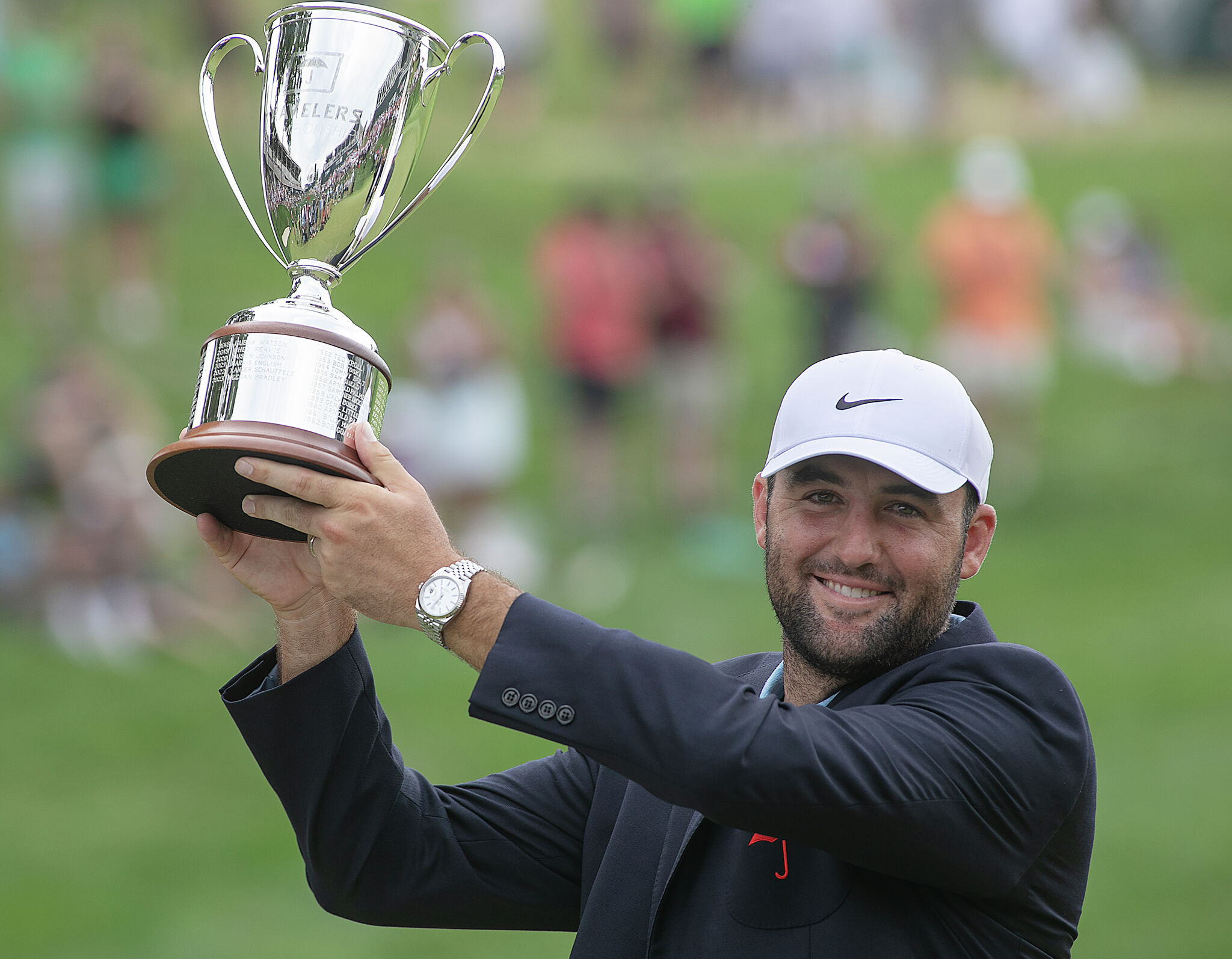 Redding's Black Cat Grille to close; owner opening Ridgefield location