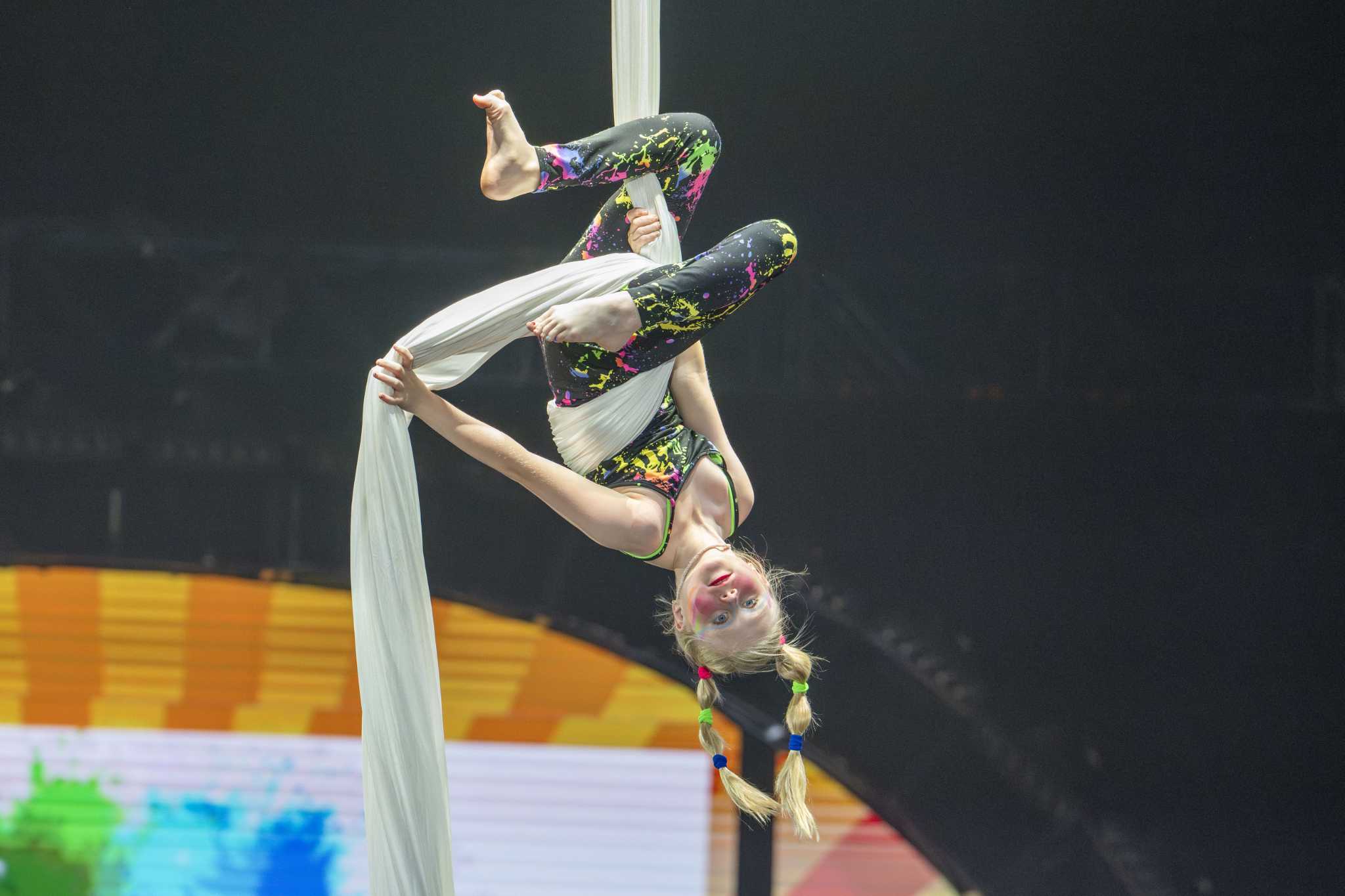 Future Stars of Houston perform ahead of UniverSoul Circus show