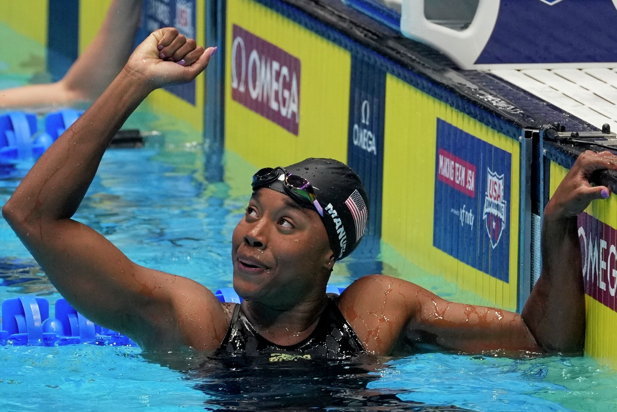Simone Manuel wins 50 freestyle to earn second spot in Paris