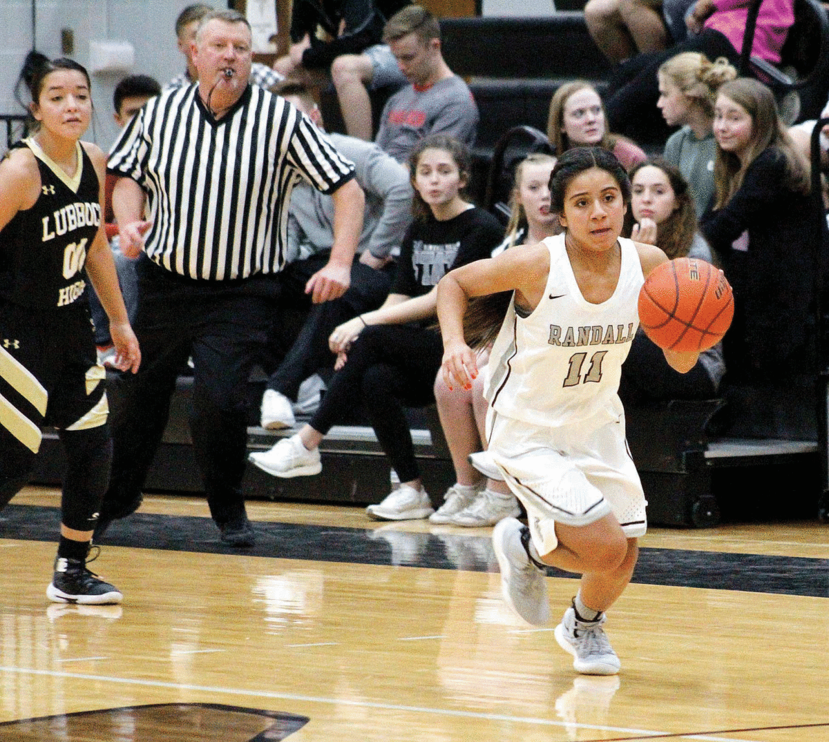 Perez sparks Randall past Lubbock High, 66-47