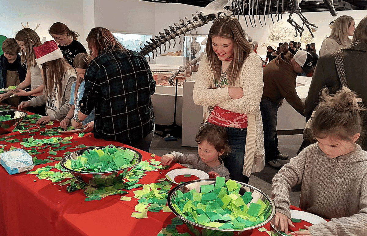 PPHM OPEN HOUSE: Families make Christmas memories in Canyon