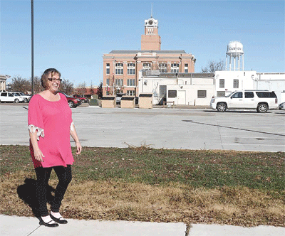 Sad Monkey Railroad comes to Canyon Square